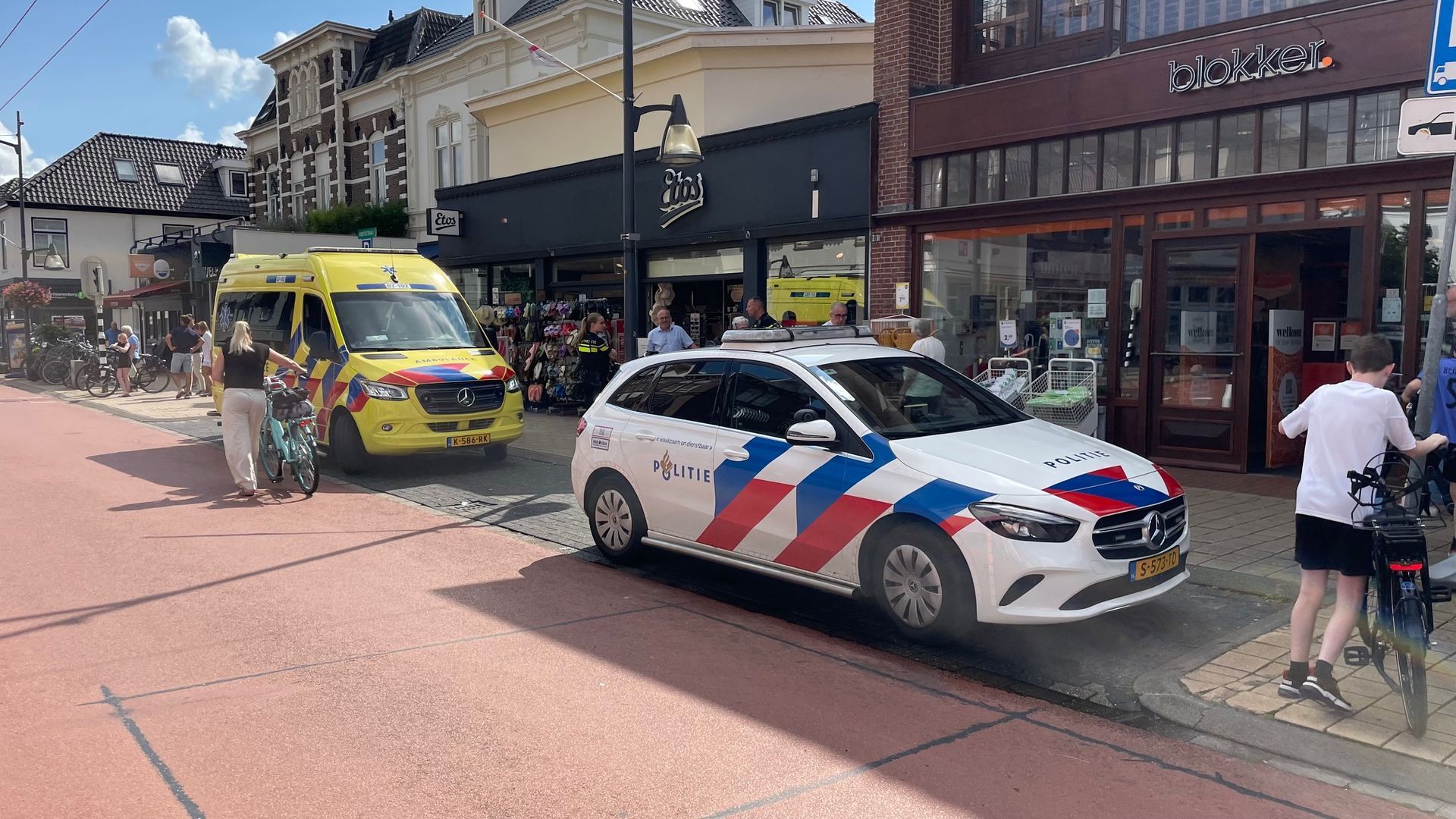 Politie helpt gewonde fietser en brengt fiets naar huis - Streeknieuws