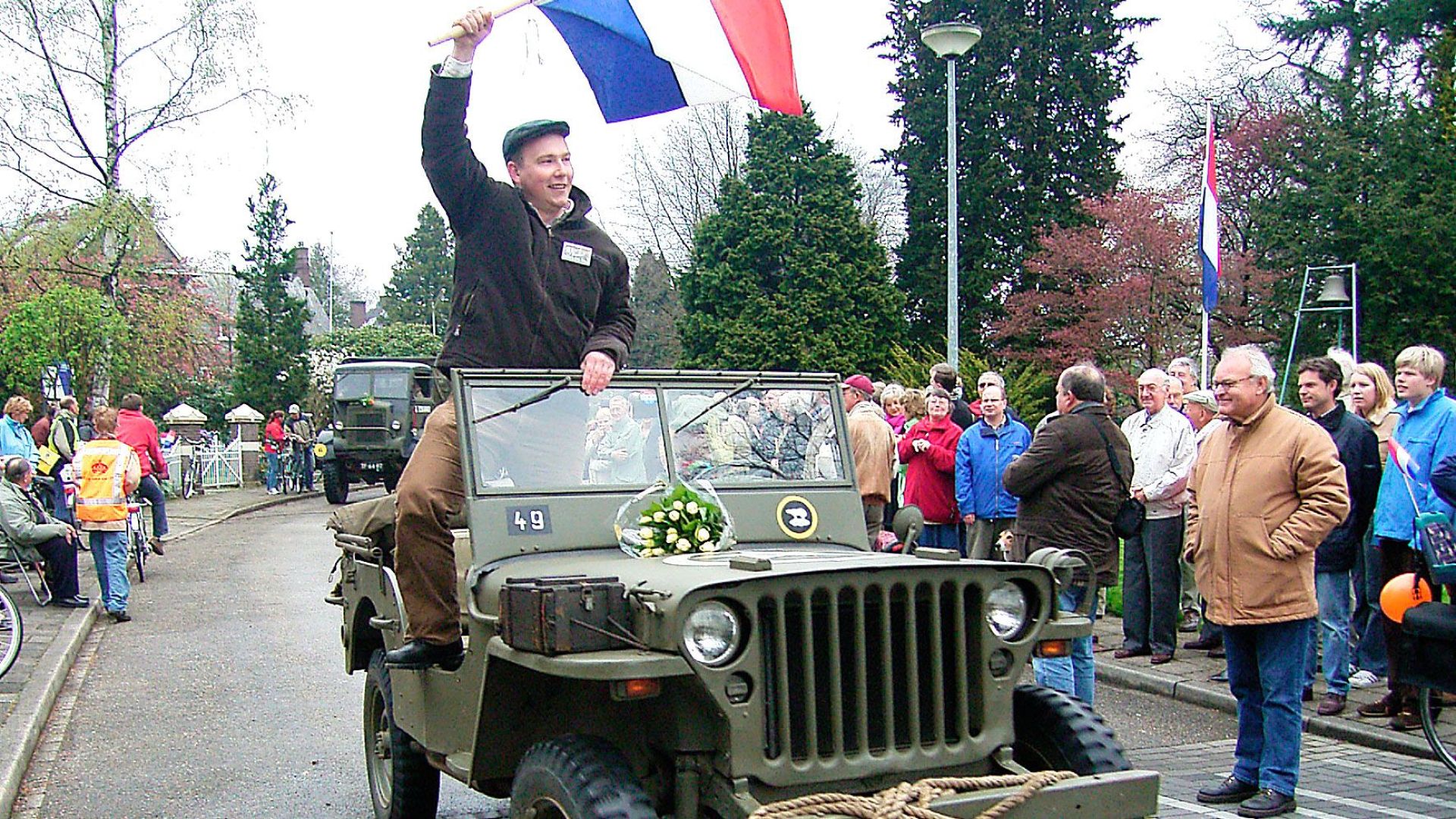 Velp viert vrijheid met lampionnenoptocht en feestelijk vuurwerk - Streeknieuws